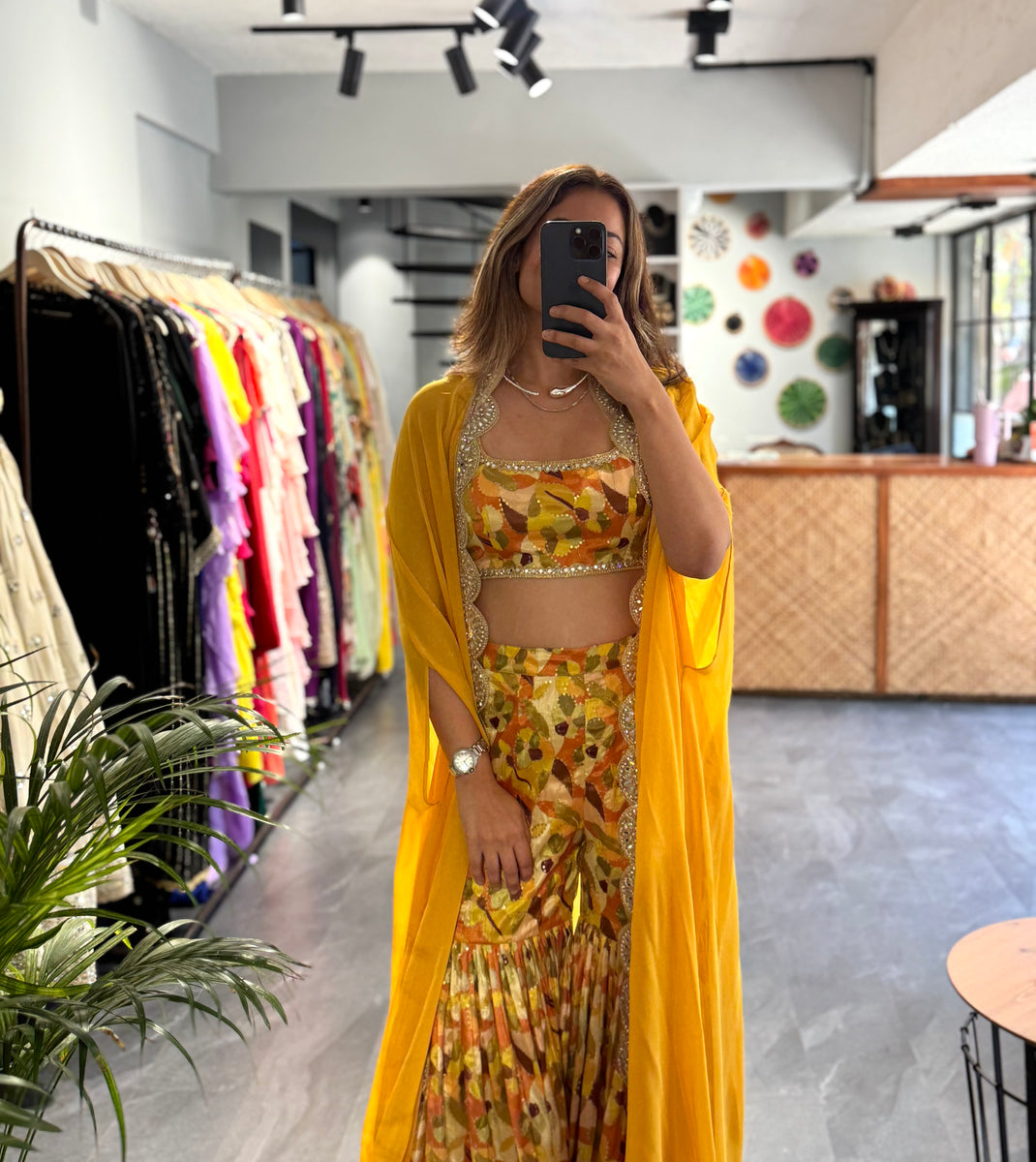 Yellow Radiance – Yeh Lehenga Nahi Mehenga